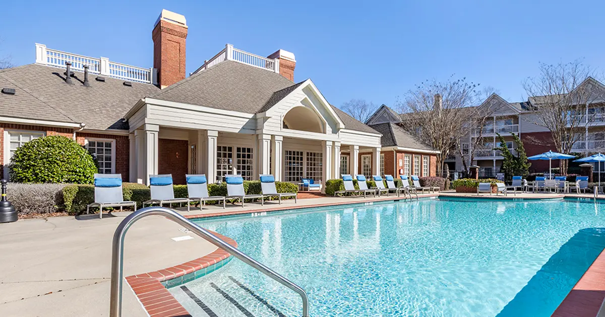 Spacious Apartments in Greenville | Bell Roper Mountain